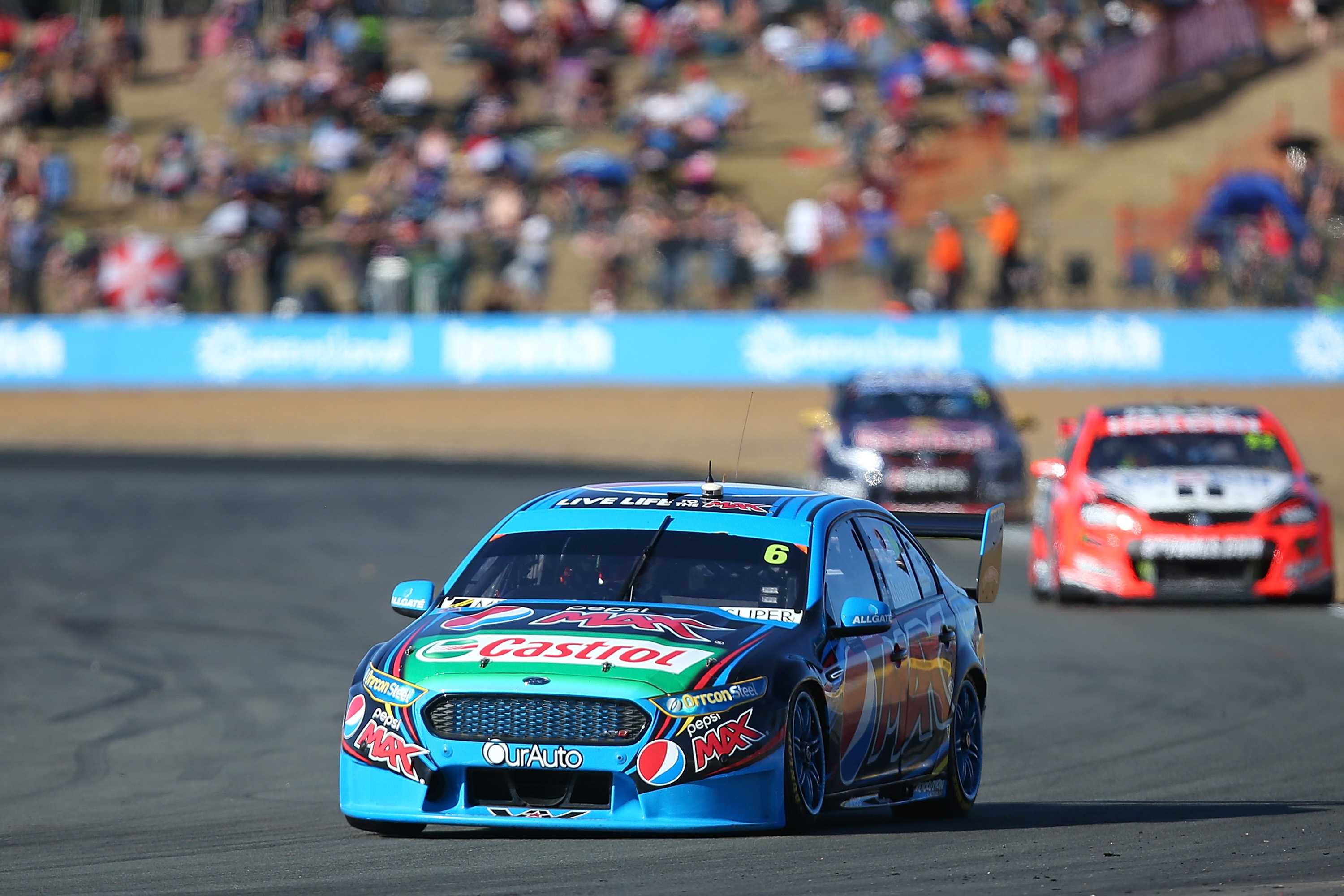 Ford's Chaz Mostert wins V8 Supercars race at Queensland Raceway - ABC News