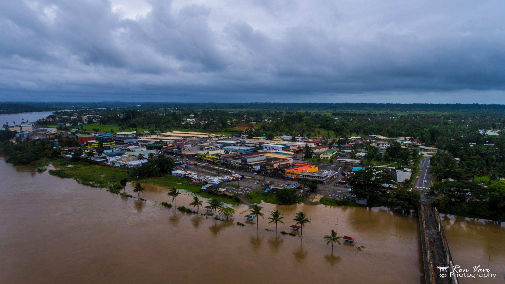 Fiji floods: Days of torrential rain cause severe flooding and ...