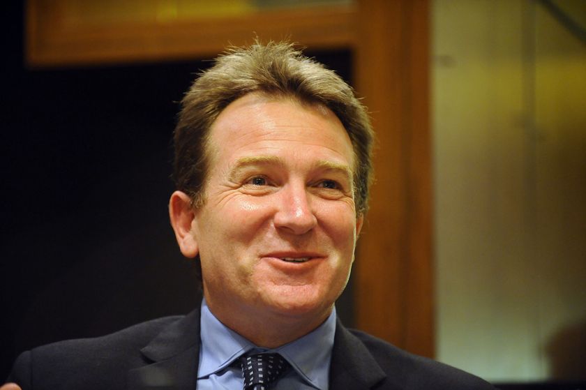 David Jones CEO resigns under a cloud - ABC listen