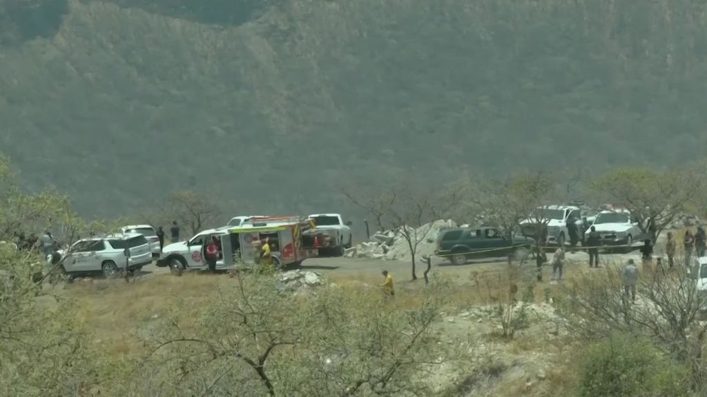 Mexican authorities find 45 bags with human remains in gorge - ABC News