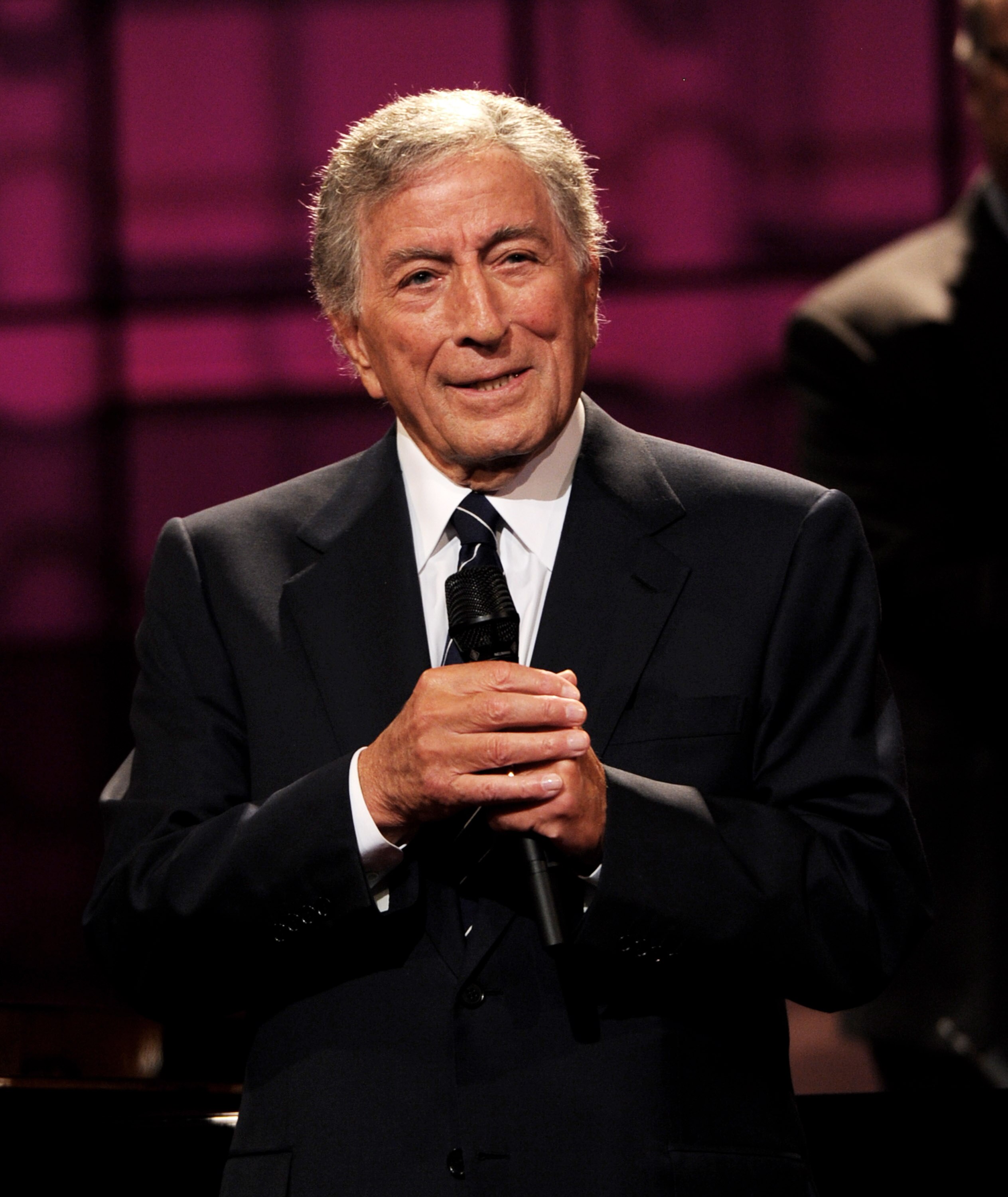 Tony Bennett makes US chart history - ABC News