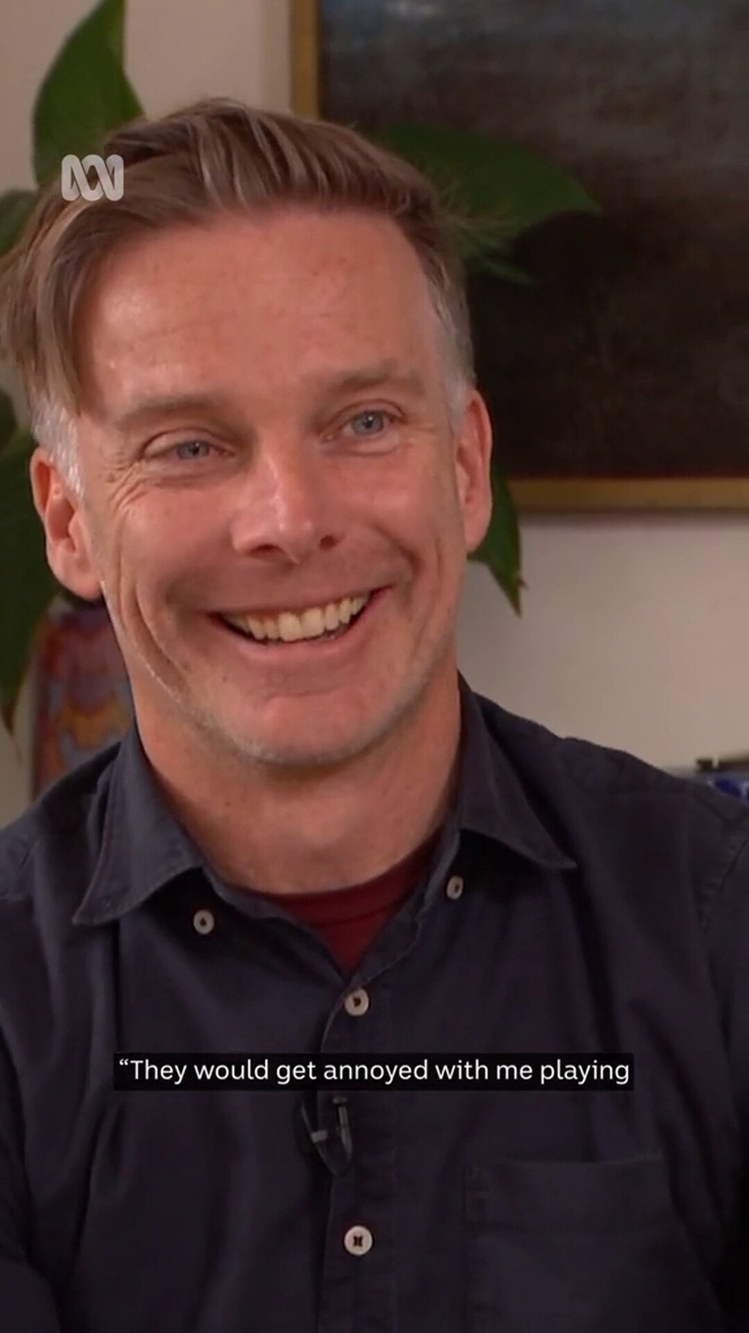 Aussie tutor turned viral in China - ABC News