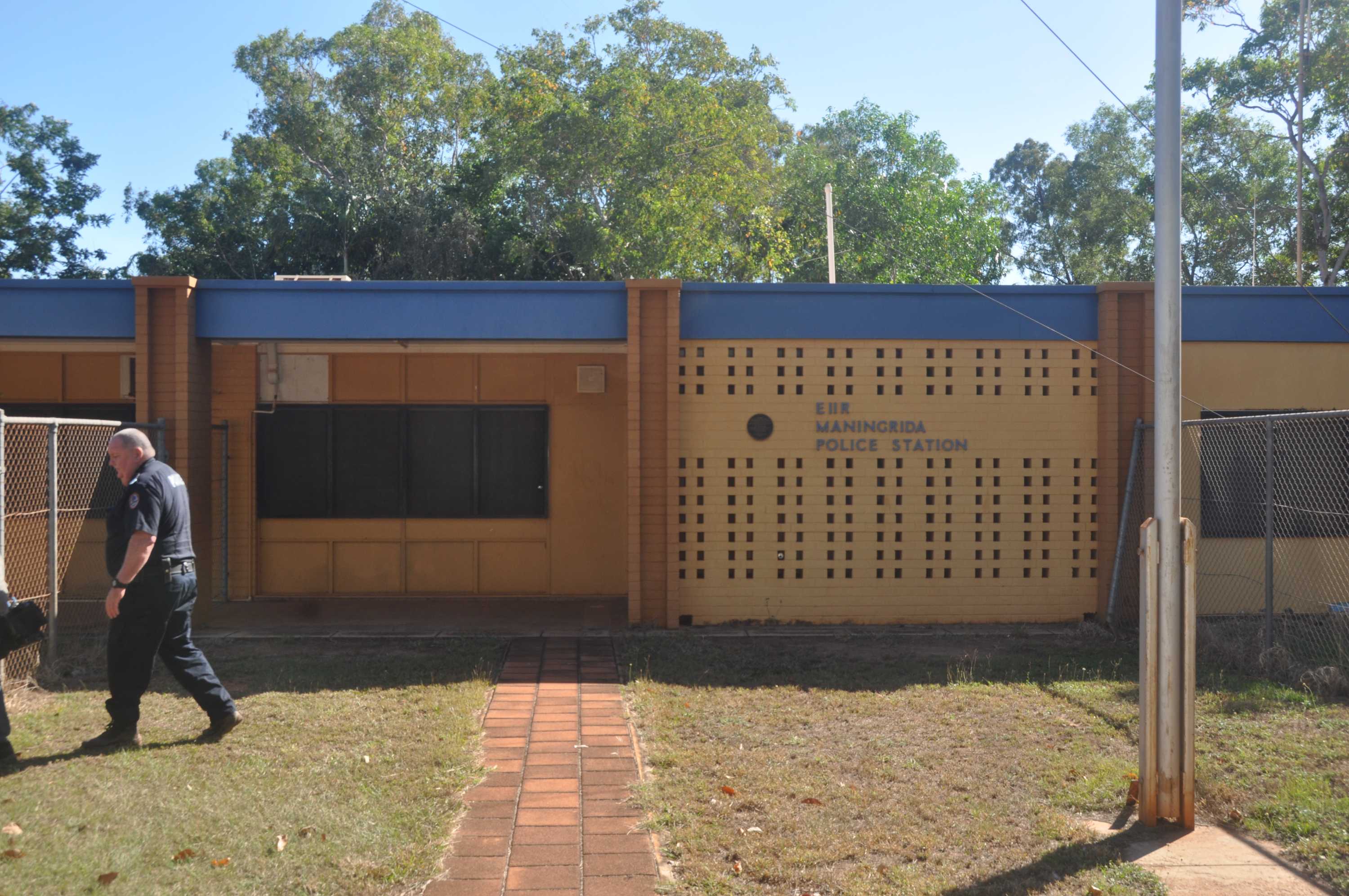 Maningrida police station plans meet fierce opposition as local artists ...