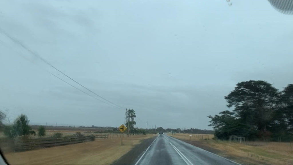 Rain relief on the outskirts of Kingscote, Kangaroo Island - ABC News
