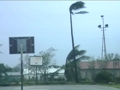 Severe Tropical Cyclone Ingrid - March 2005 - ABC News