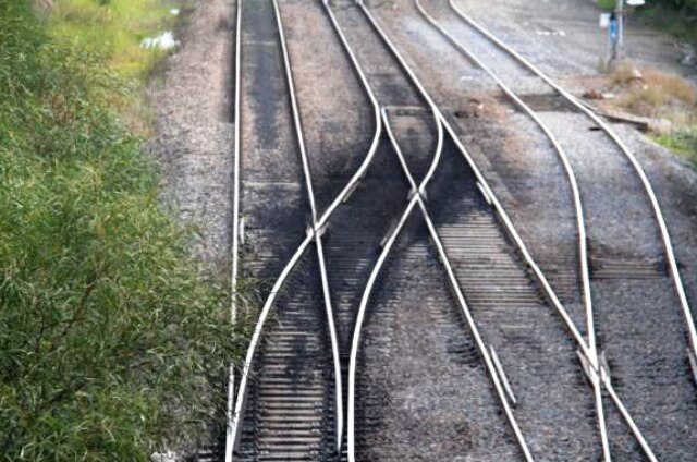 Rail repairs bring Hunter train network to a standstill - ABC News