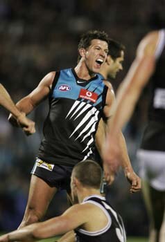 Family reunion excites Carr - ABC News