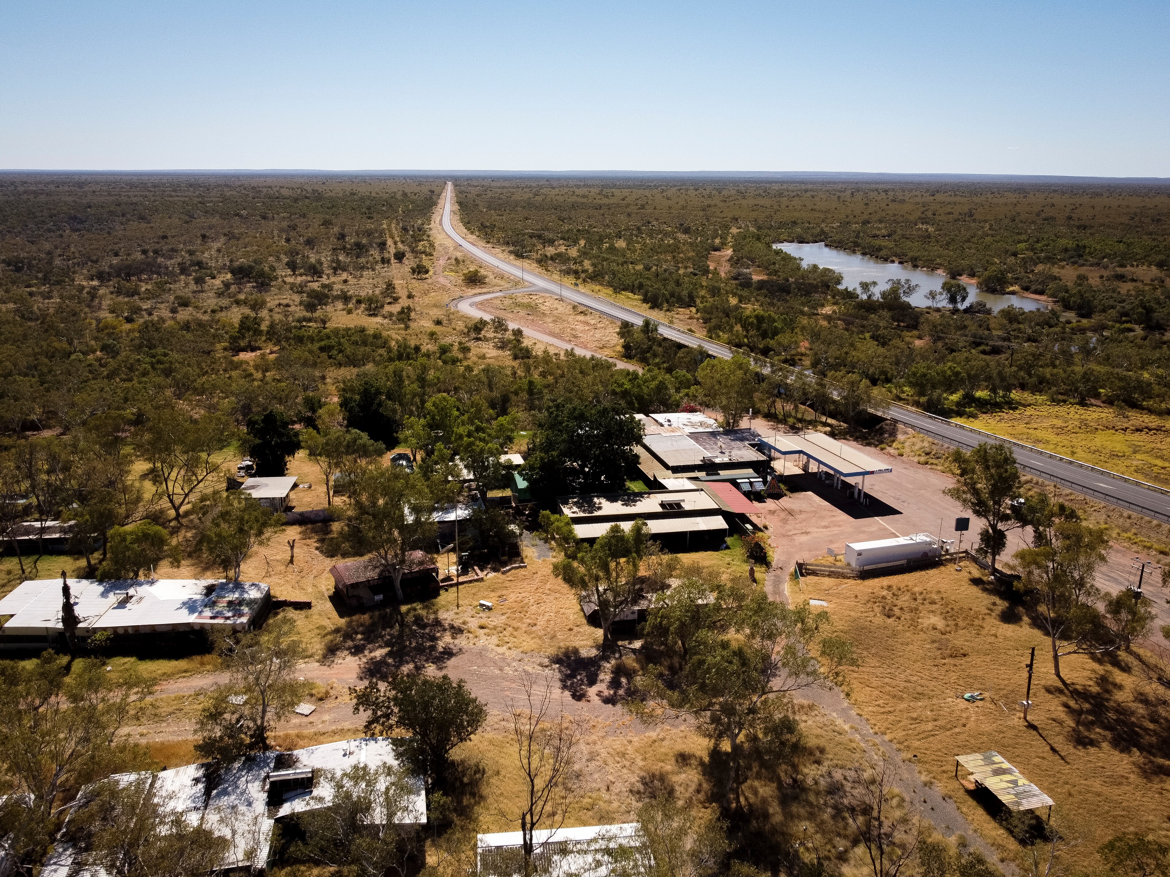 How a tiny outback NT roadhouse went from Australia's UFO capital to ...
