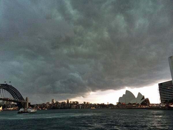 Thousands of Sydney homes lose power amid severe weather warning - ABC News