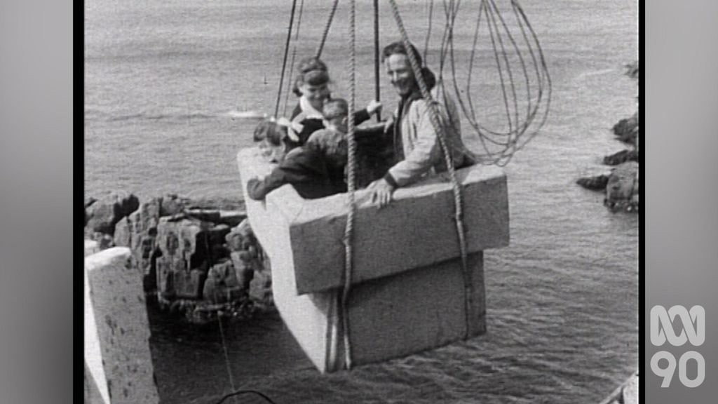The isolated life of lighthouse families (1966) - ABC News