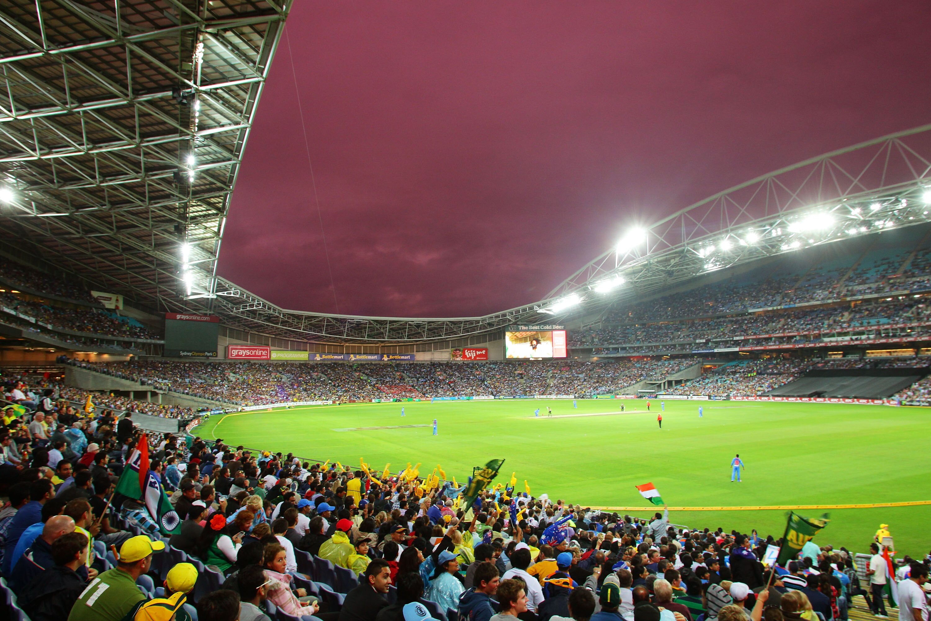 MCG under pressure to match Sydney crowd - ABC News