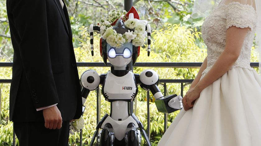 I do robot marries Japanese couple - ABC News