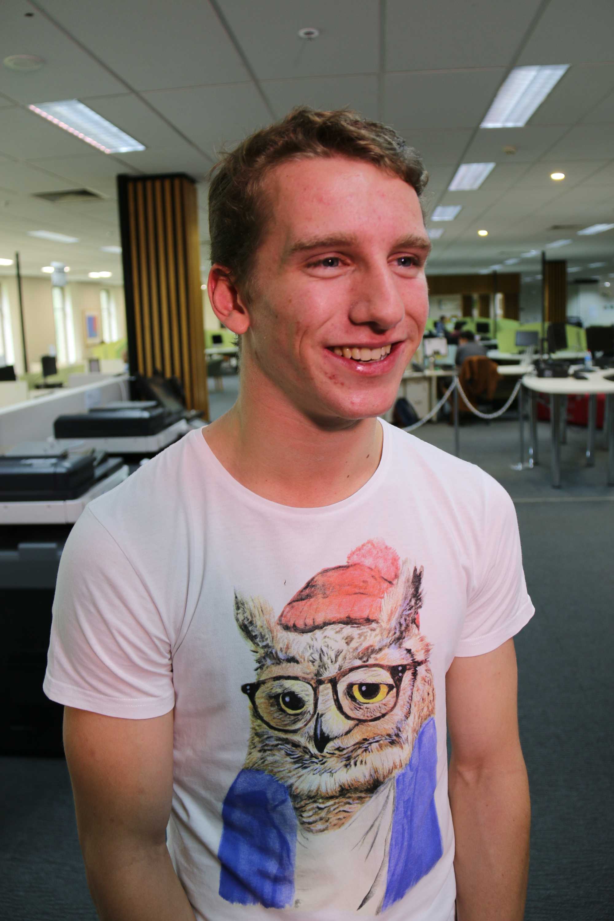 Australian National University sends out record number of early offers ...