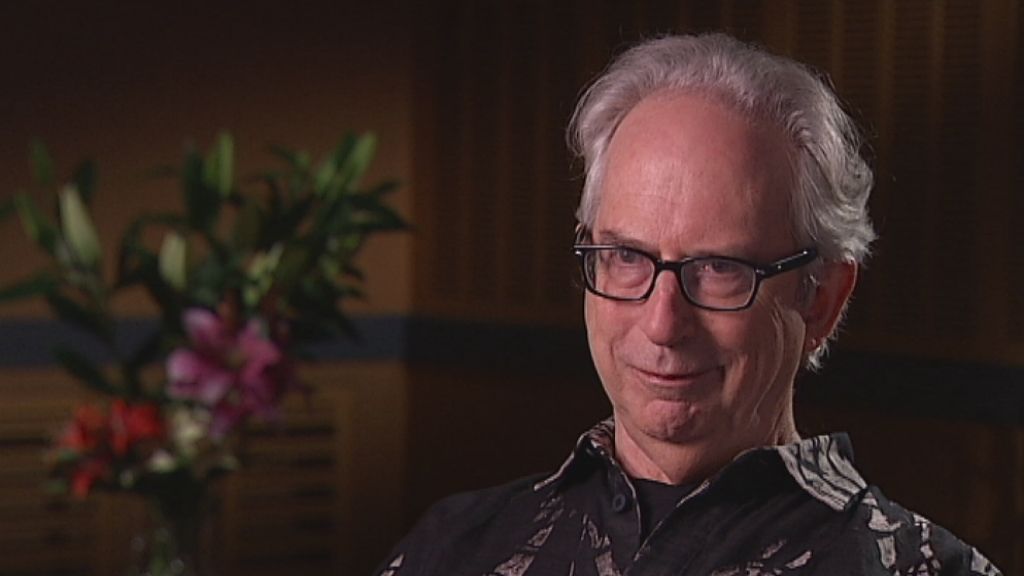 Peter Carey talks Amnesia and Assange - ABC News