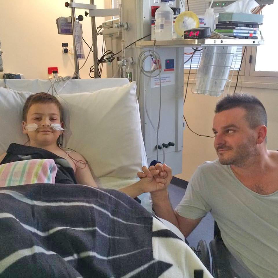 Adelaide mother preparing to join husband in donating kidney to save ...
