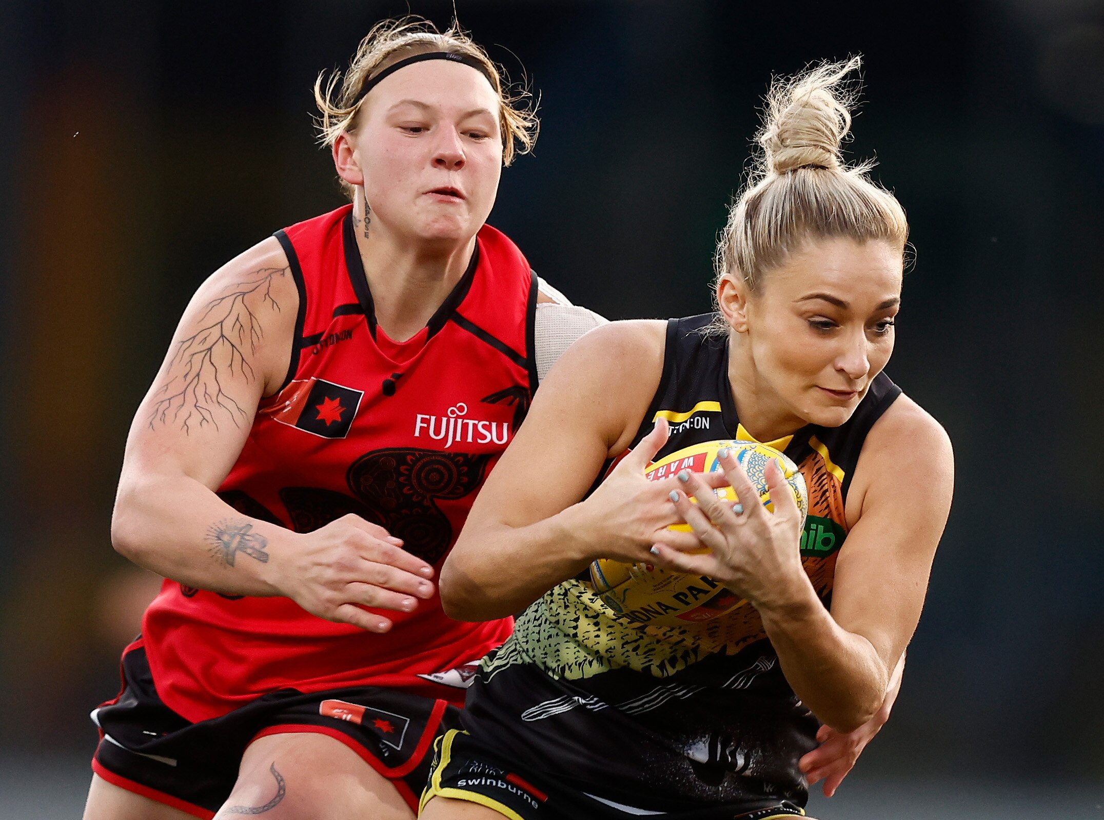 AFL in discussions to move AFLW Dreamtime game from Melbourne to Darwin ...