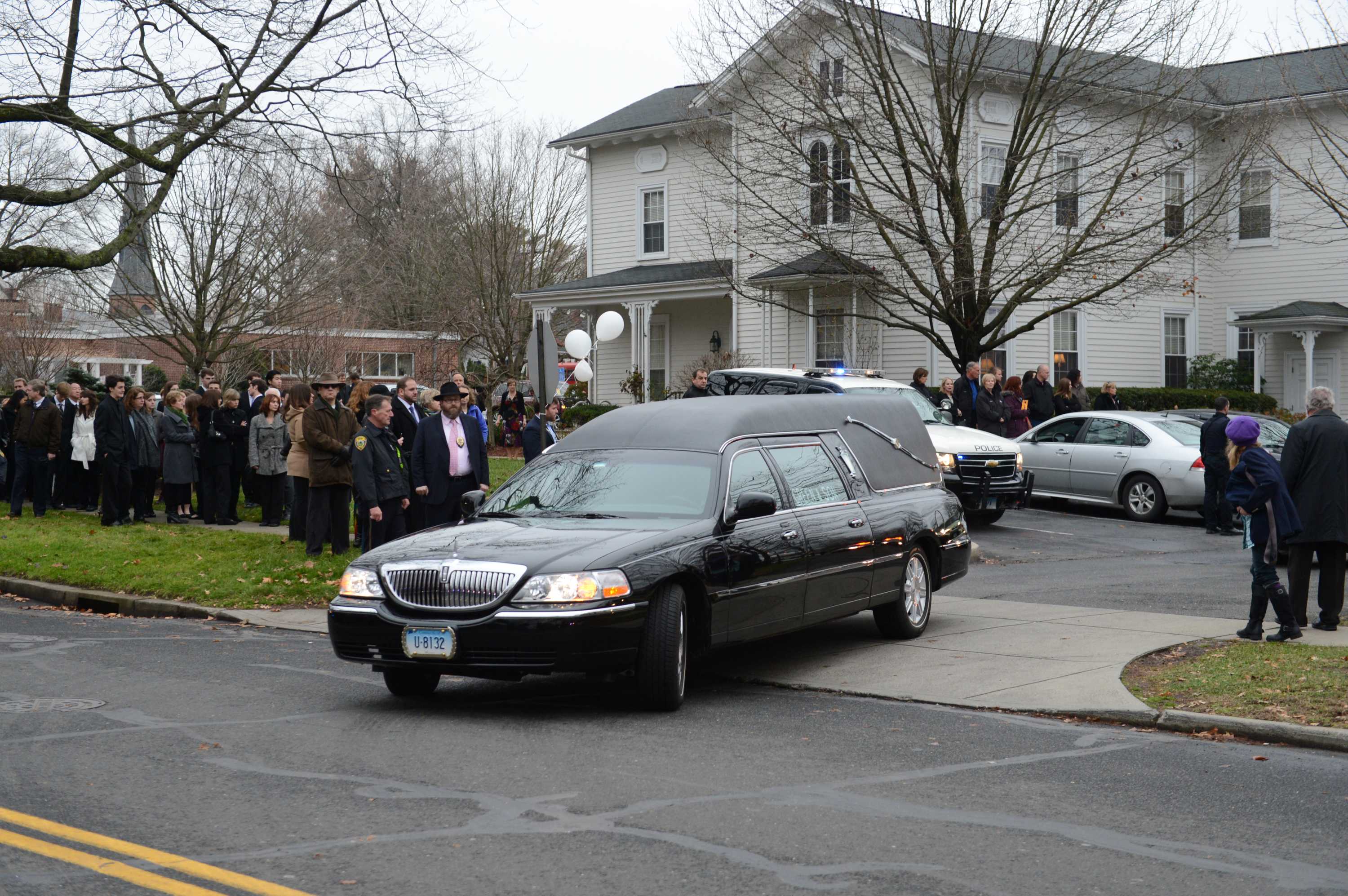 Funerals held for Newtown shooting victims - ABC News