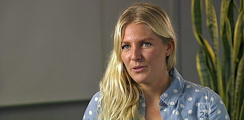Stephanie Gilmore among world's first to surf Kelly Slater's wave pool ...