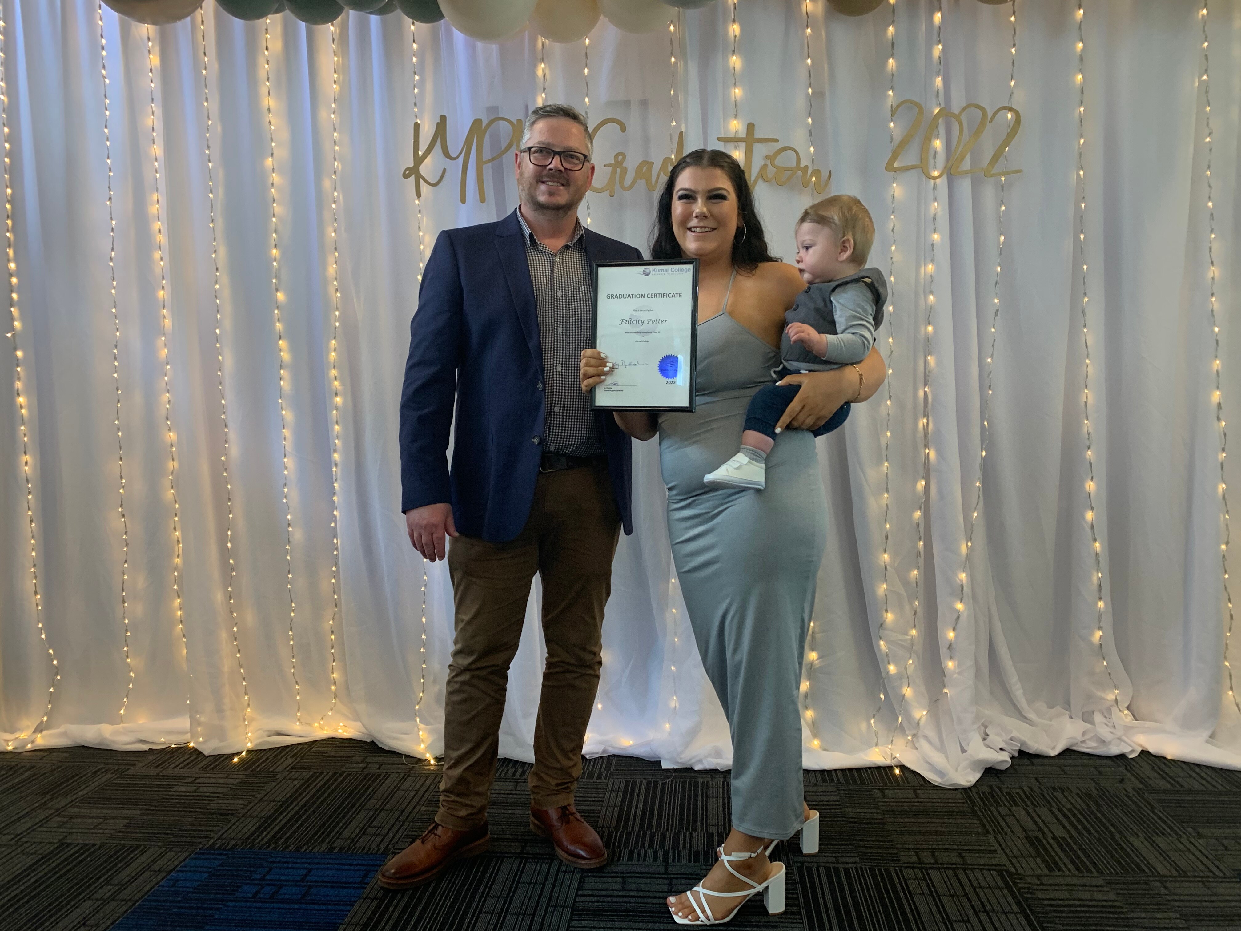 Glamourous year 12 graduation for young mums in Kurnai Young Parents ...
