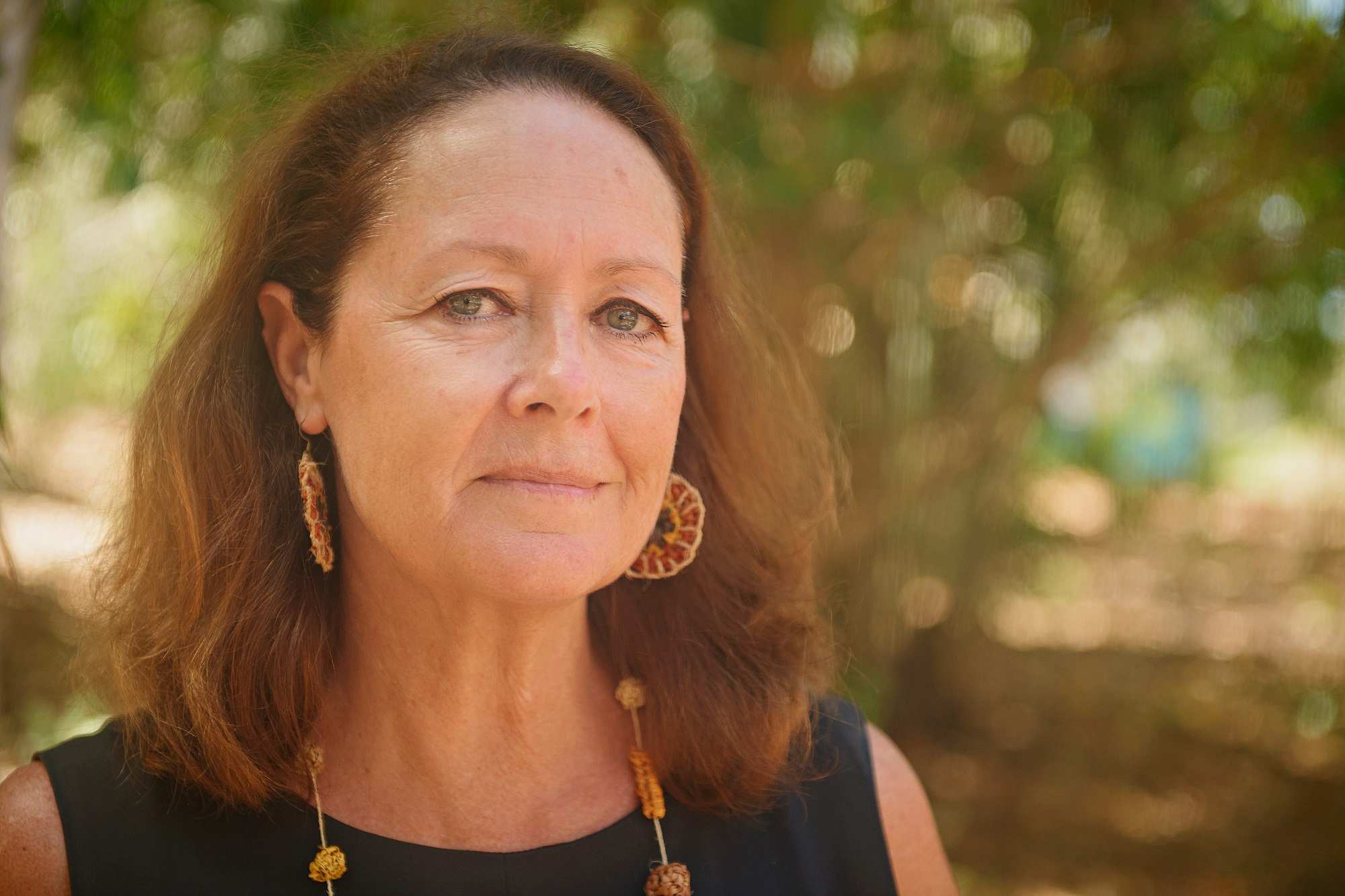 Guyula, Walker face NT election nail-biter as knife-edge sharpens in ...