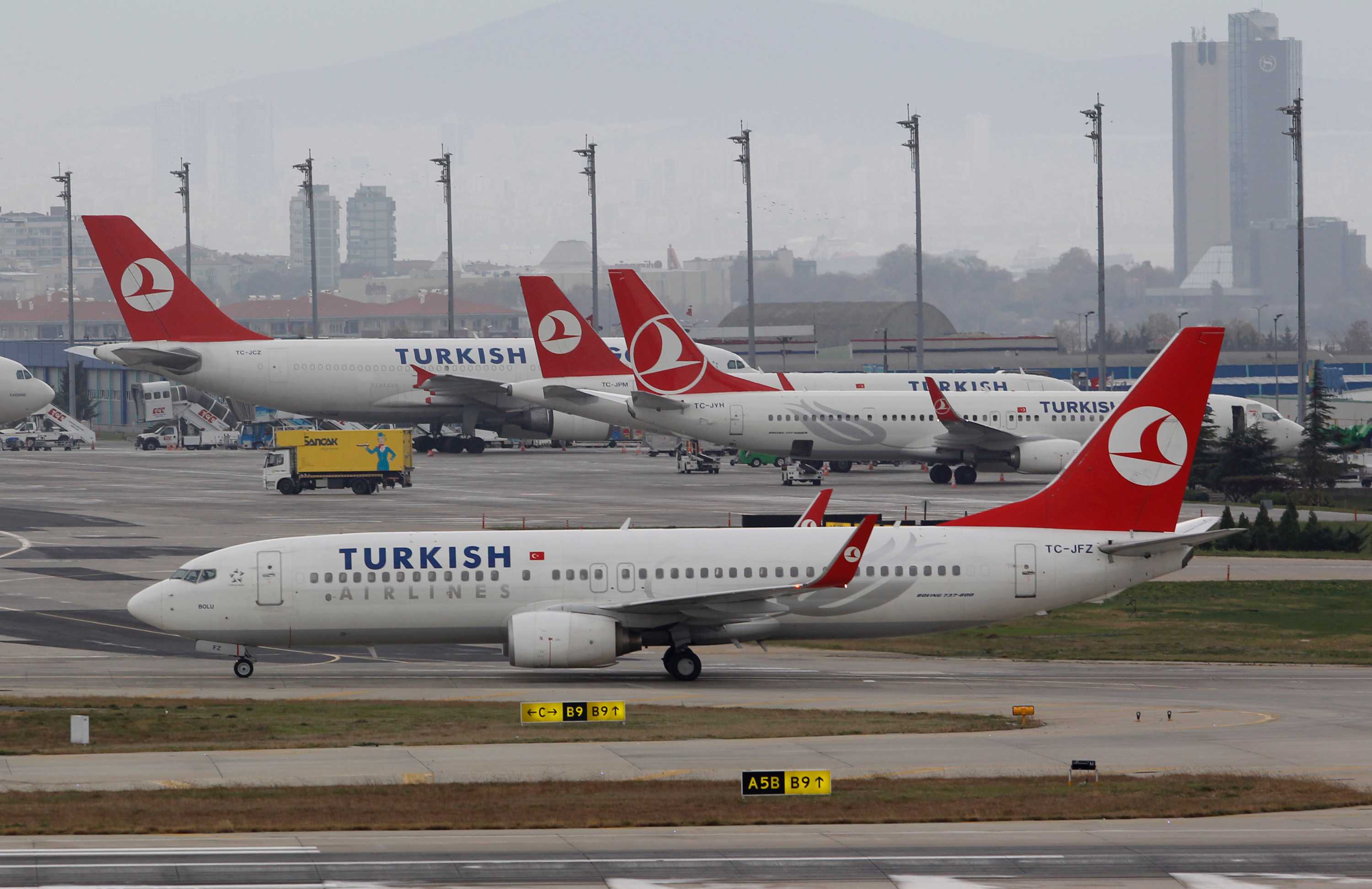 Turkey unveils plan for world's biggest airport - ABC News