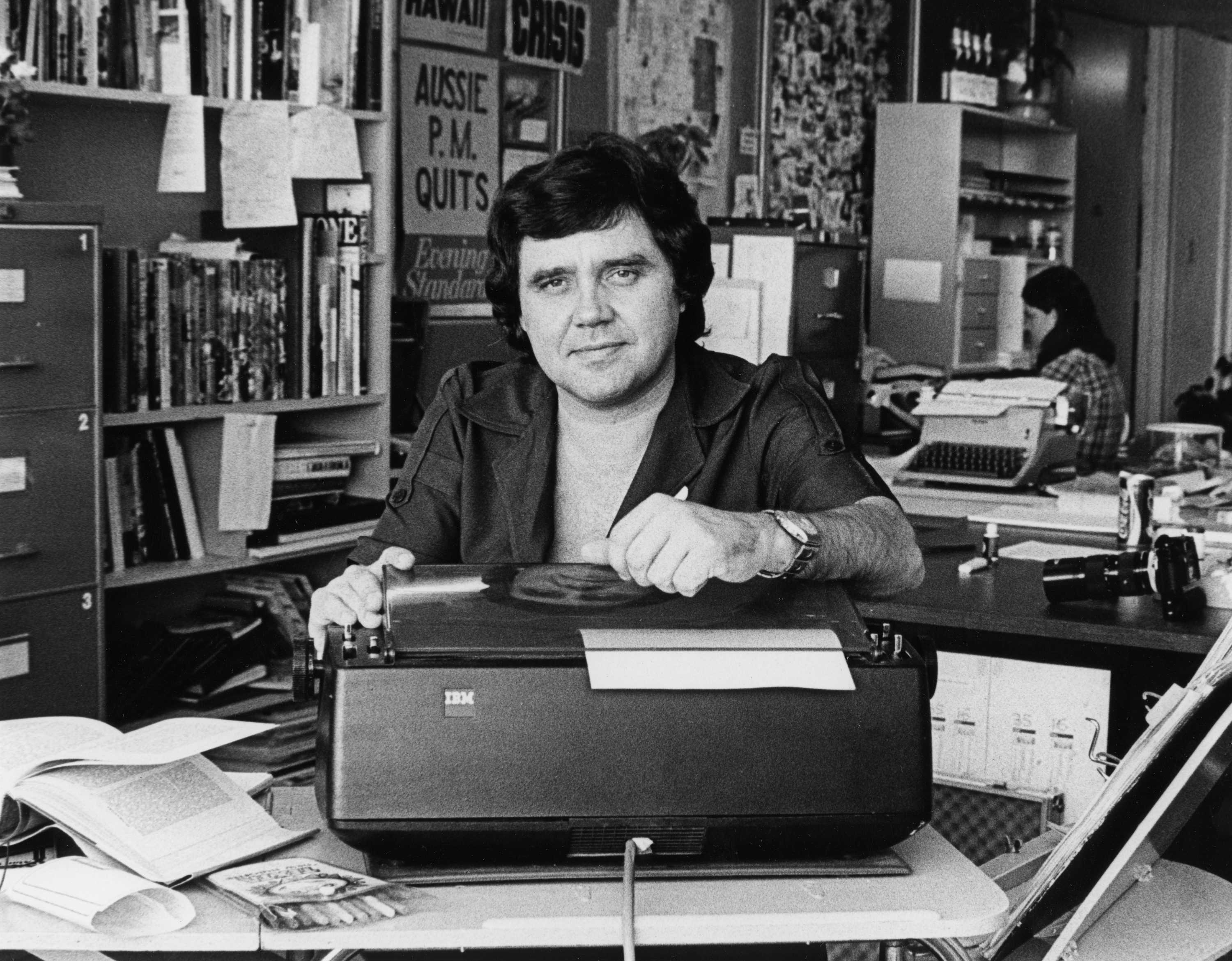 Peter Luck, Australian journalist and presenter, dies aged 73 - ABC News