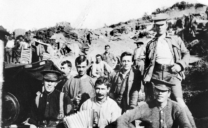 Anzac voices in song, and breaking operatic glass - ABC listen