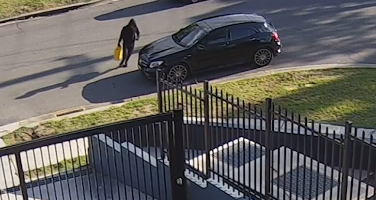 Sydney News: Omicron outbreak grows; CCTV released in murder appeal ...