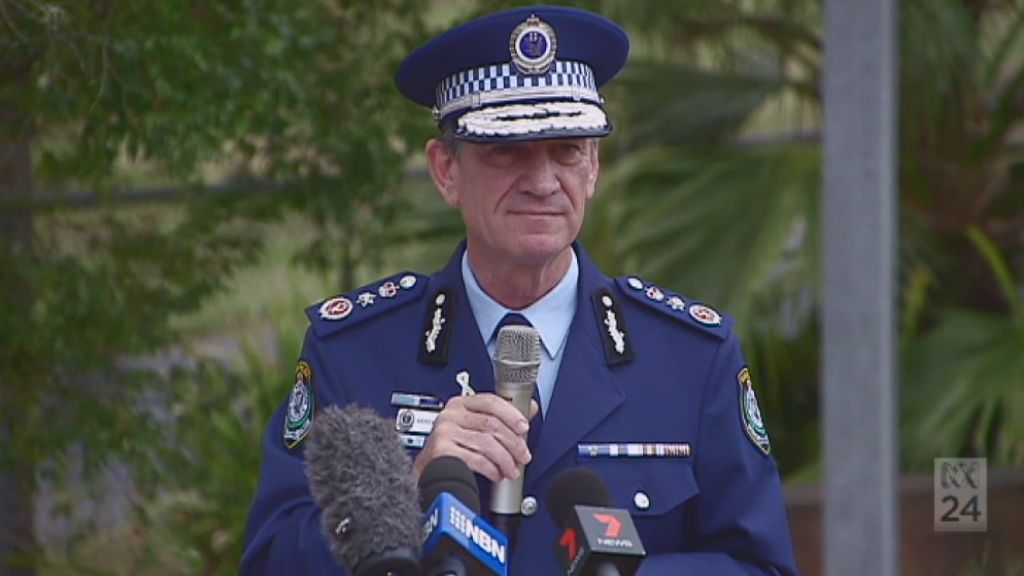 NSW Police Commissioner apologises to family of three murdered ...