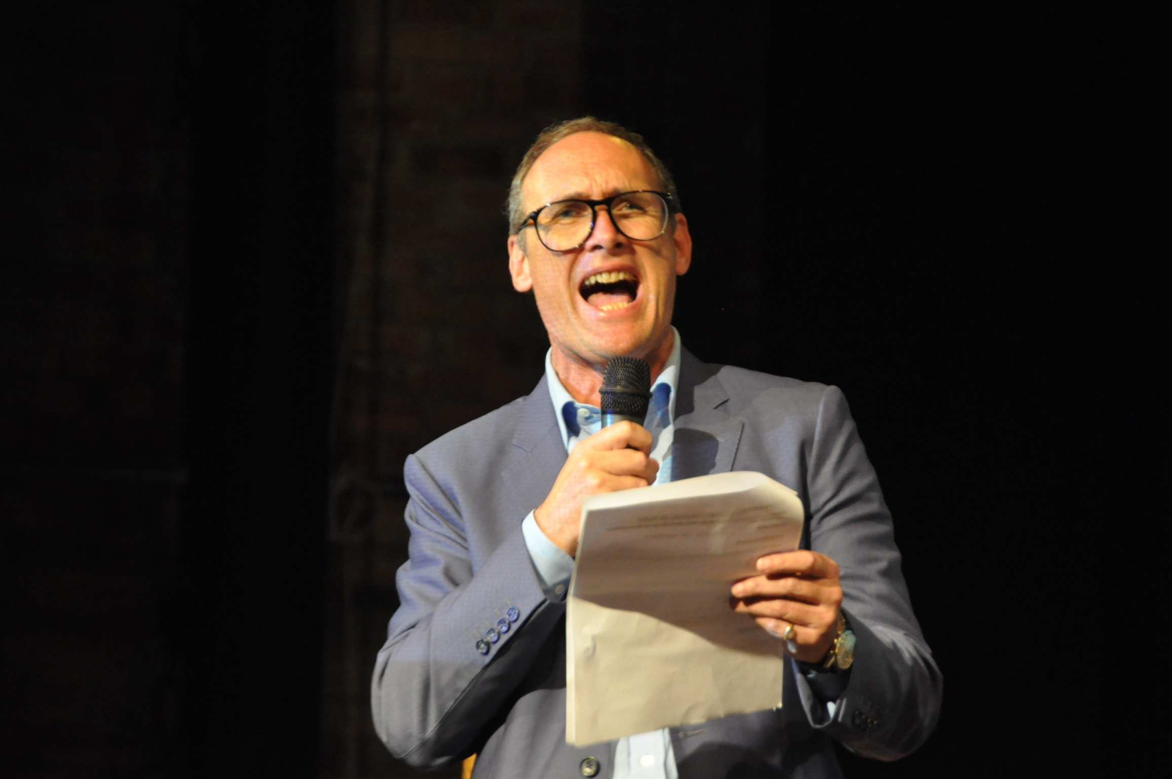 AA Gill: 'Giant among journalists' British food critic and columnist ...