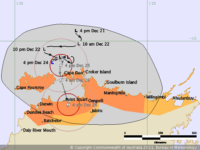 Darwin on alert as cyclone develops offshore - ABC News