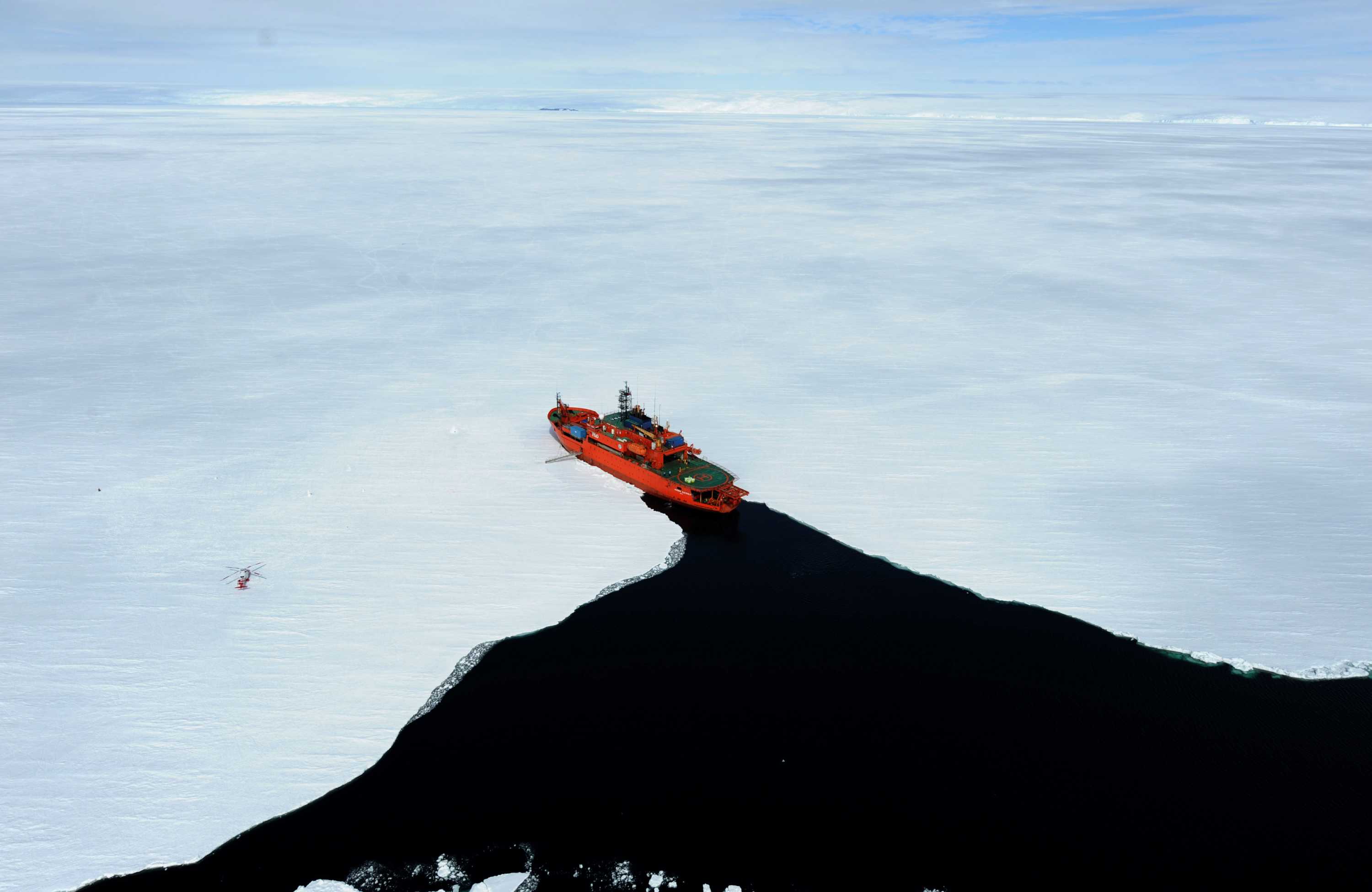 Arctic ice shrinks as Antarctic ice expands - ABC listen