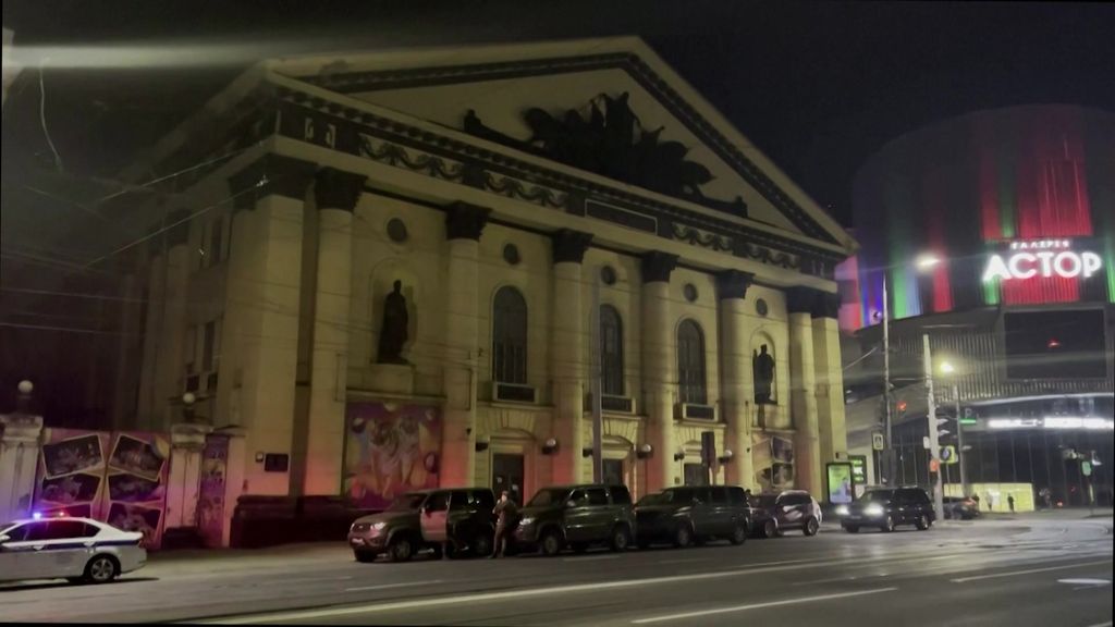 Military vehicles seen in Rostov-On-Don in Russia's south - ABC News