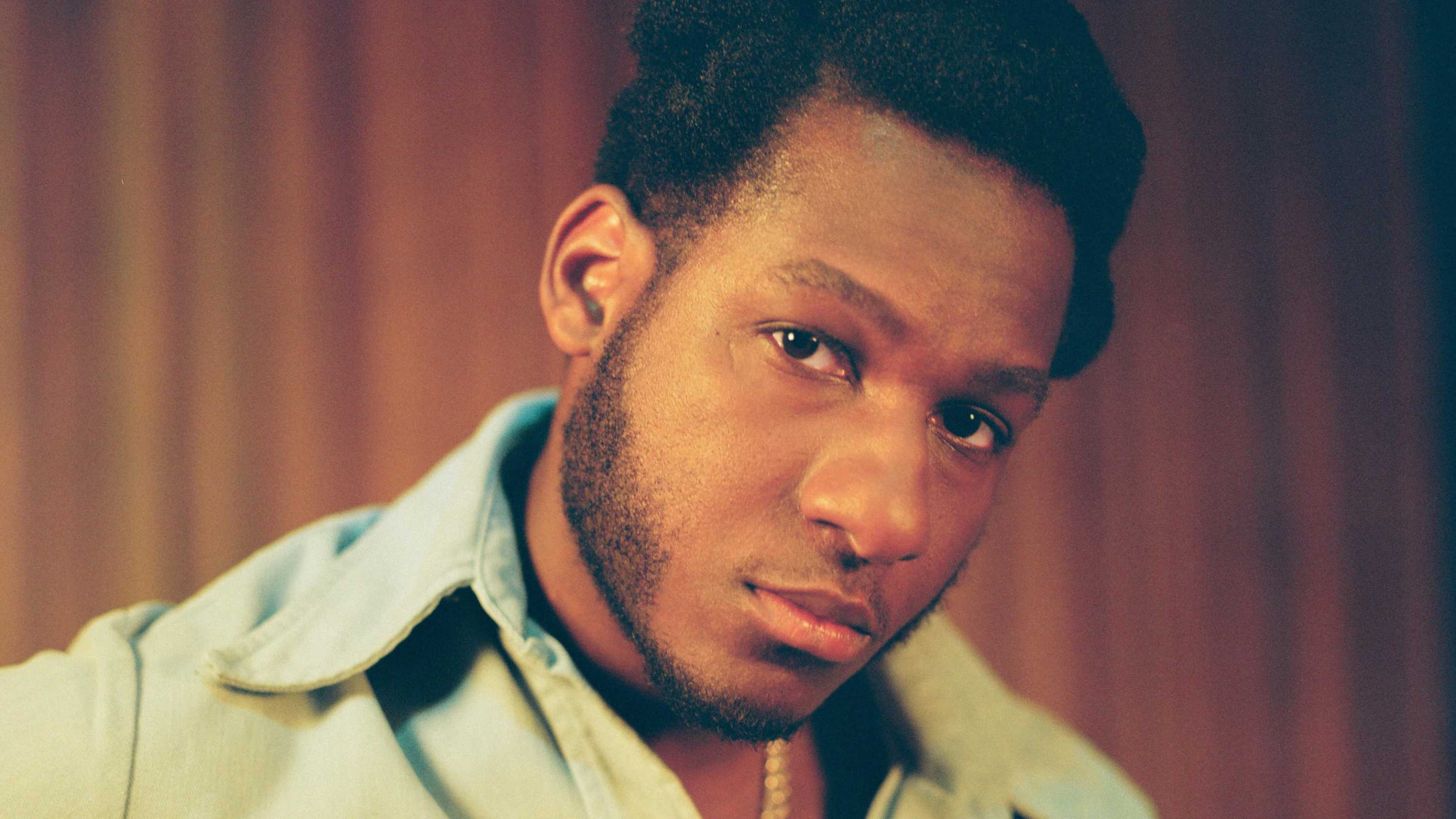 Take a ride through the world of R&B with Leon Bridges - ABC listen