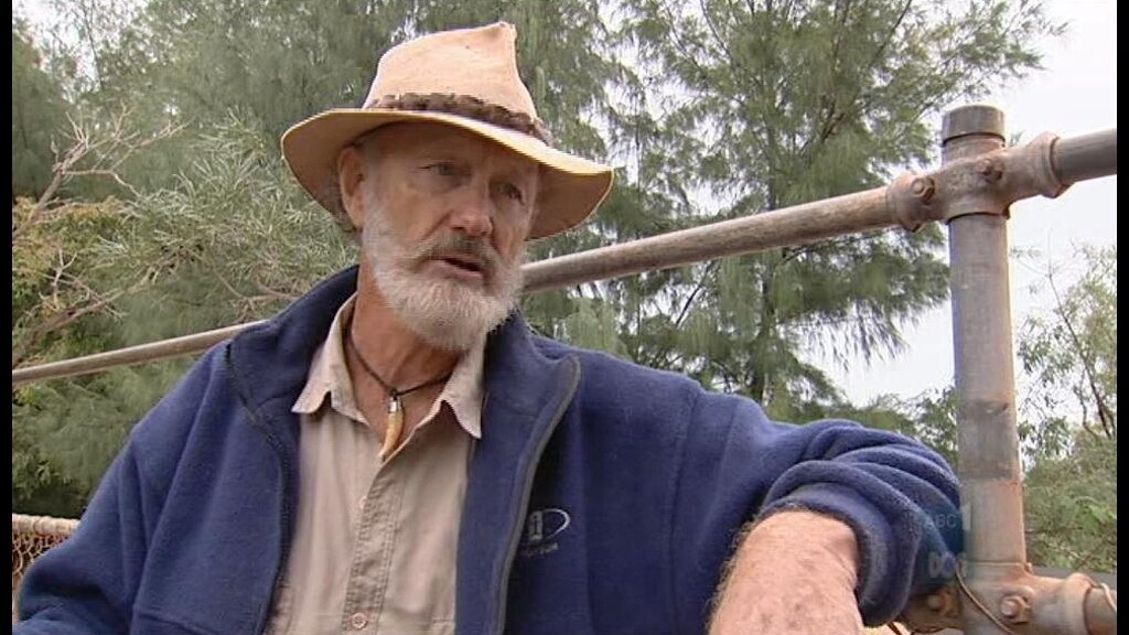 Tribute to Australia's Barefoot Bushman - ABC News