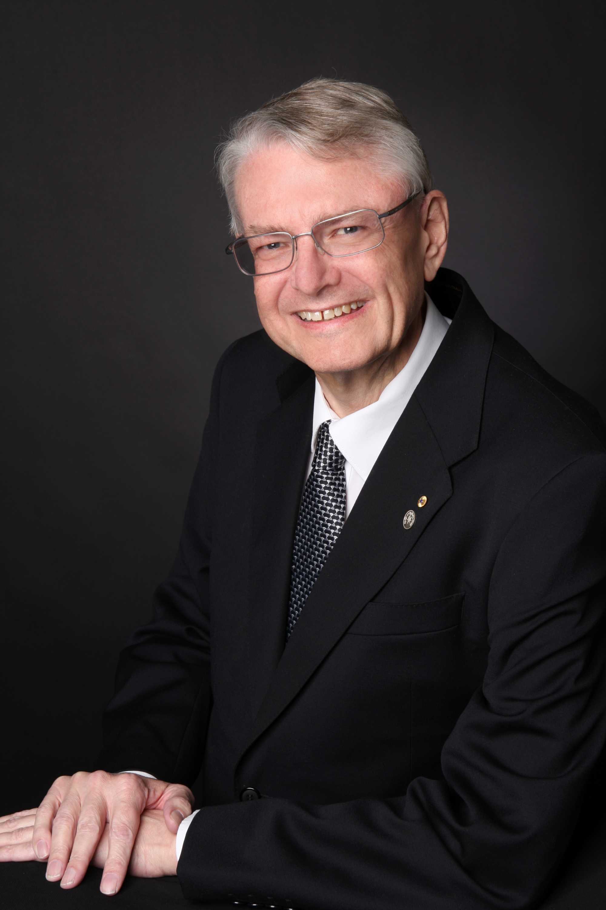 Chris Peters farewelled at memorial service - ABC News