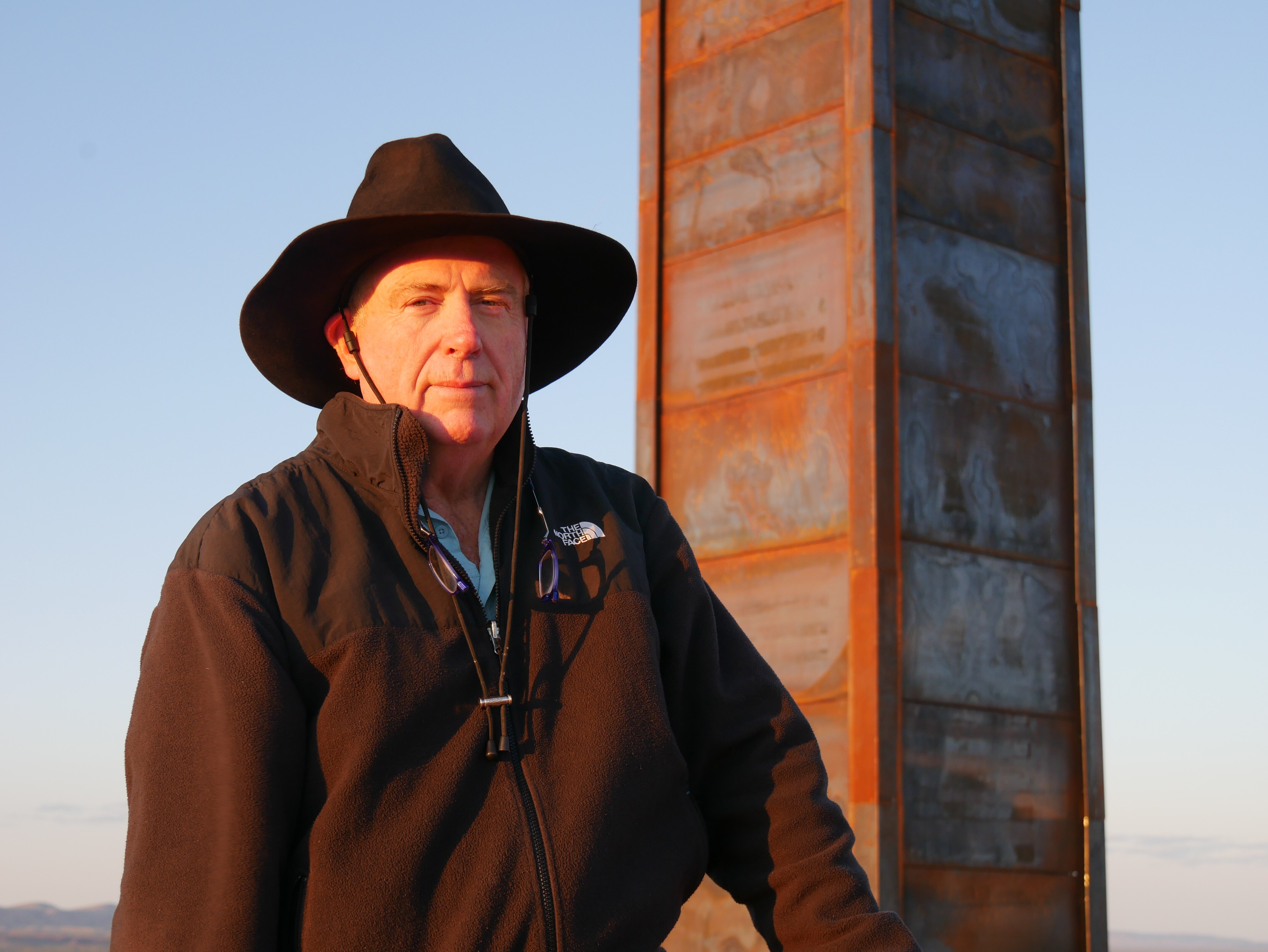 Giant cross monument on Memory Mountain finally a reality for remote NT ...