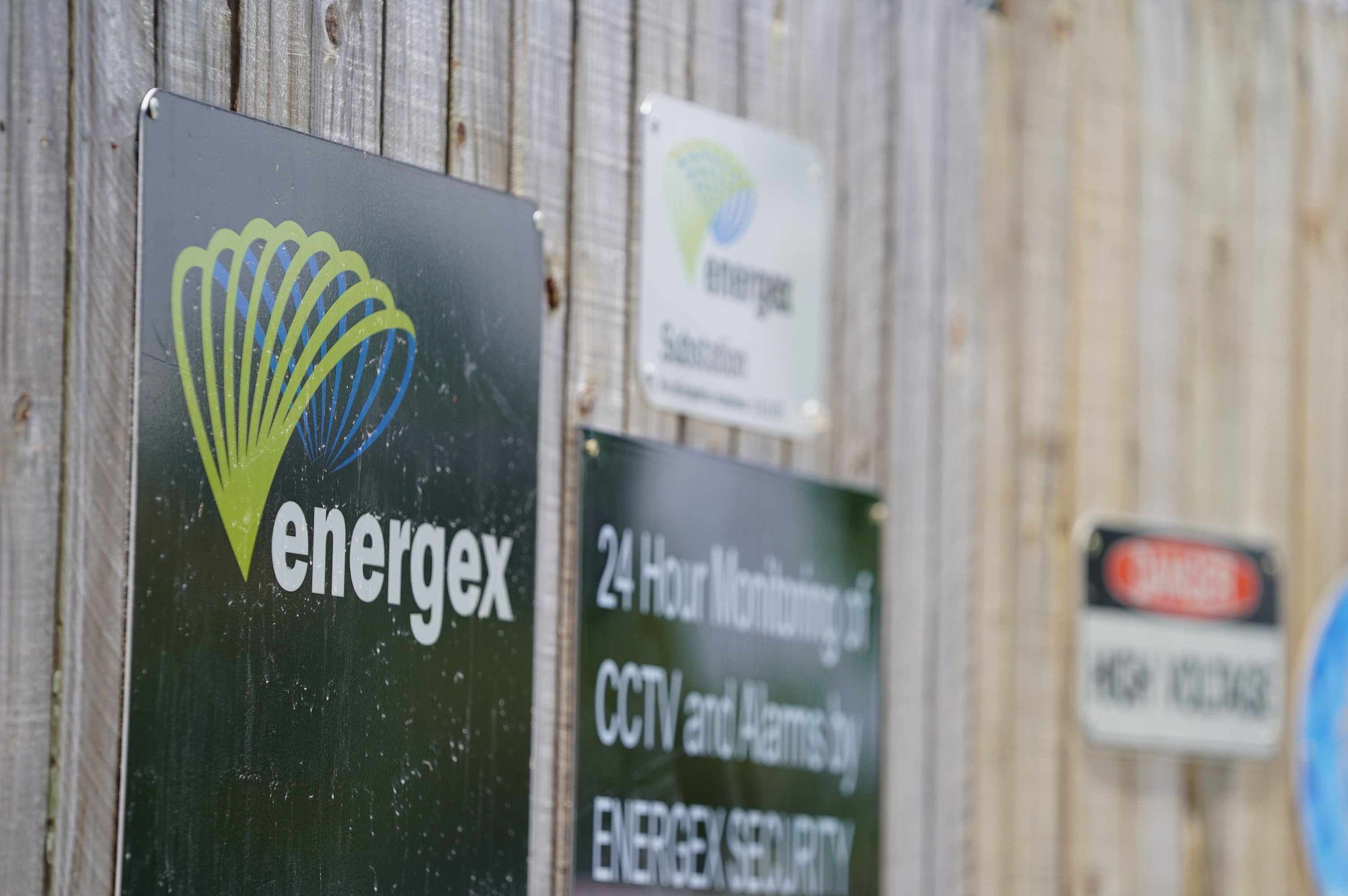Energex remotely cuts power to 170,000 air conditioners six times in a ...