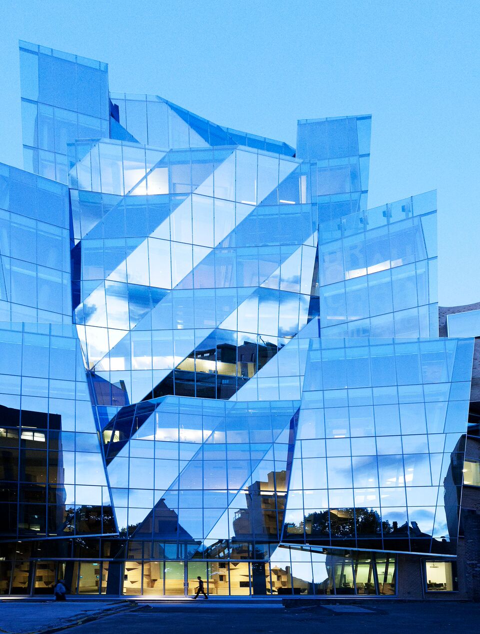 UTS Gehry building reflects new approach to learning - ABC listen