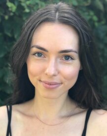 Chloe Ross - ABC News