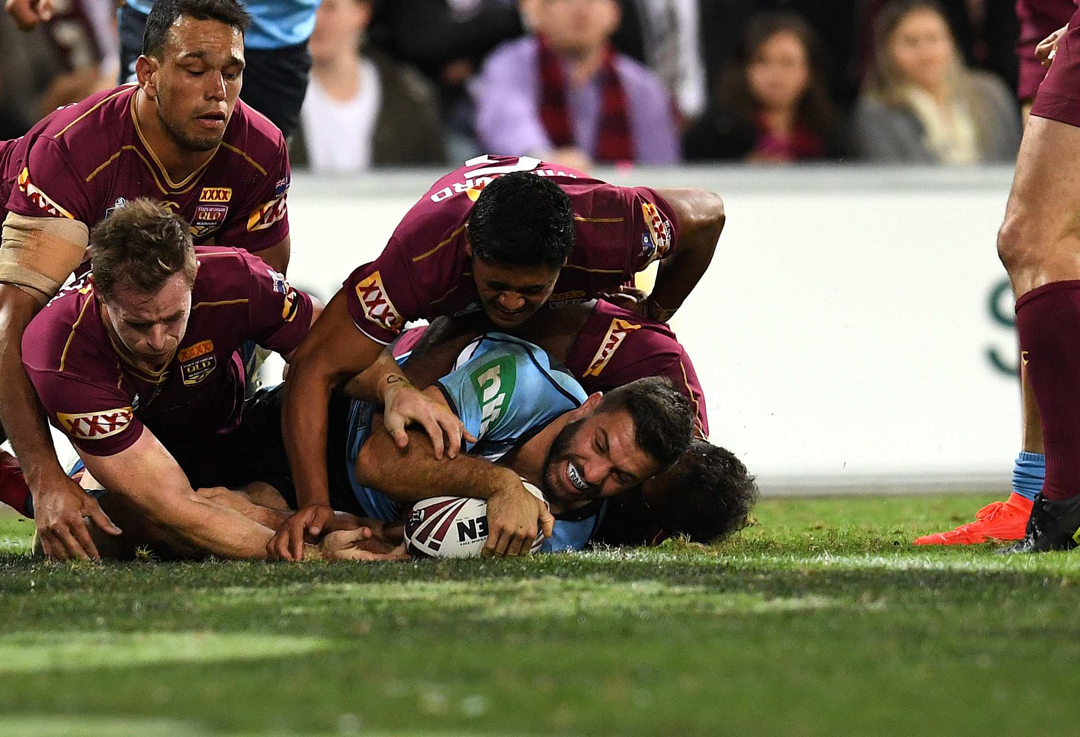 State Of Origin: New South Wales combine flight and fight in series ...