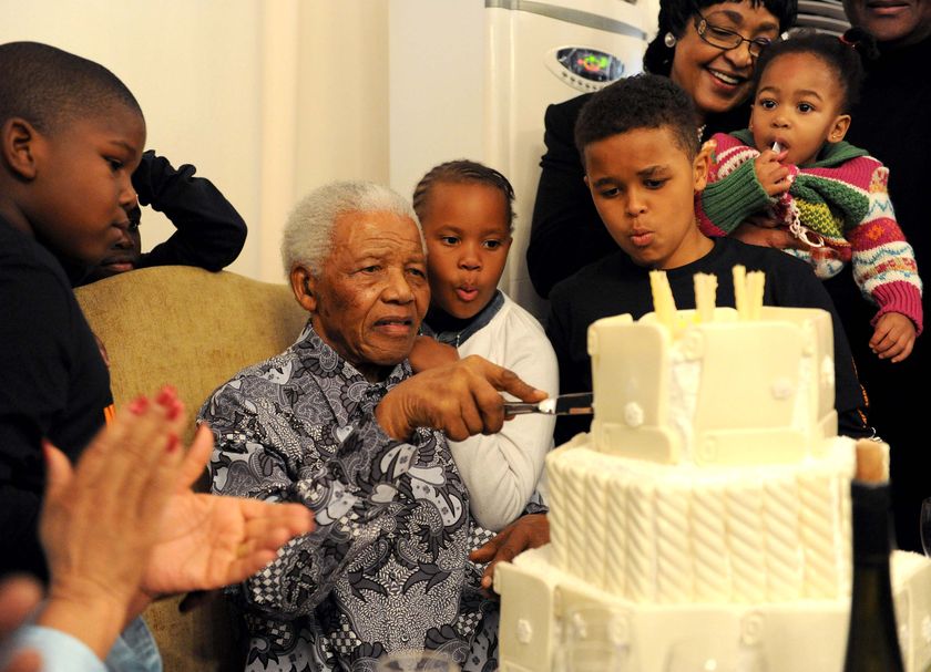 World pays tribute to Mandela at 92 - ABC News
