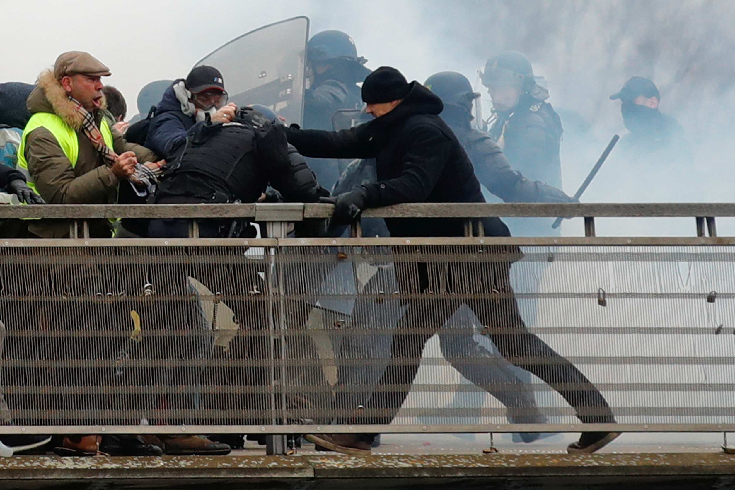 Boxer Christophe Dettinger jailed after punching French riot police ...