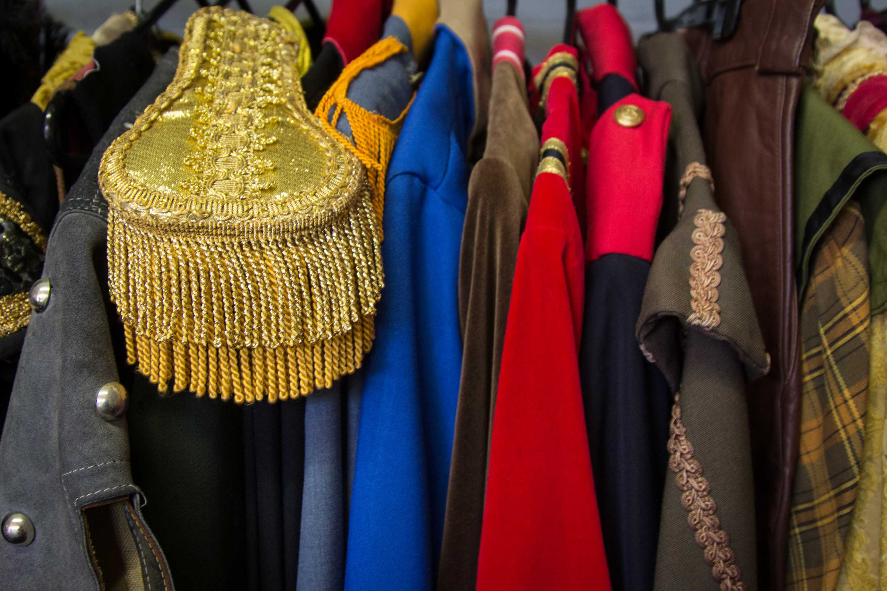 Memory Lane costume archive gifted to WA Screen Academy - ABC News