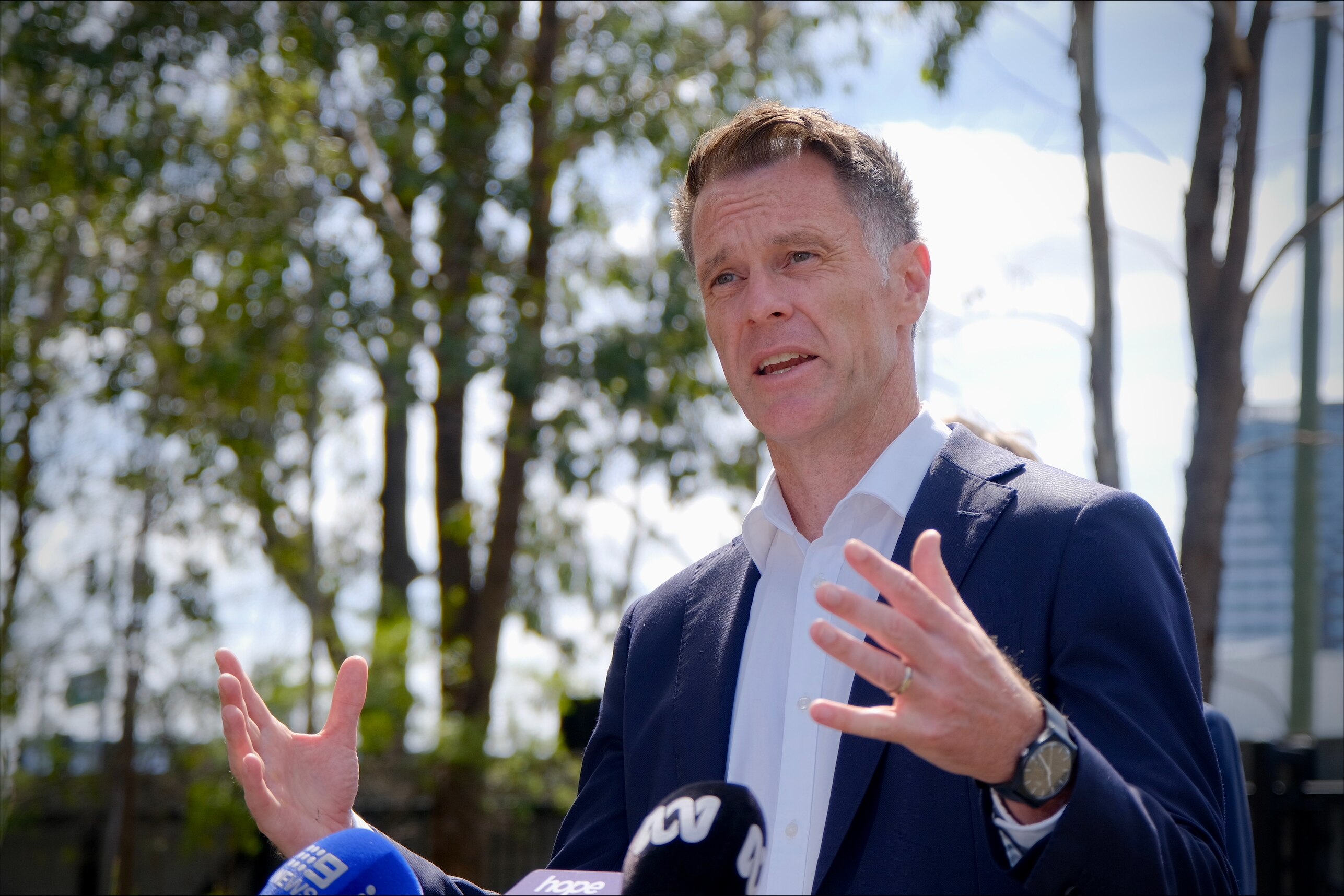 NSW psychiatrists double down on resignation threat over pay, as ...