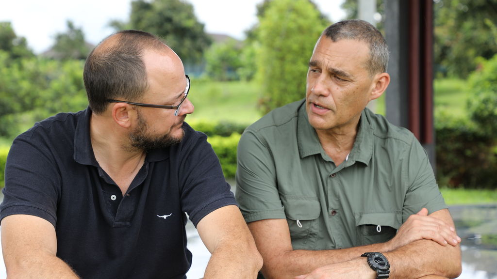 Cave diver Craig Challen reveals details of the Thai cave rescue to ...