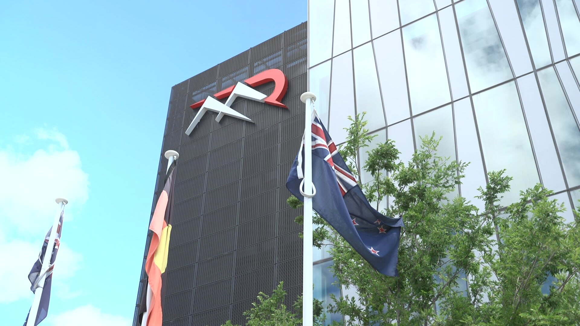 Mineral Resources reopens private ore haulage road after rollovers ...