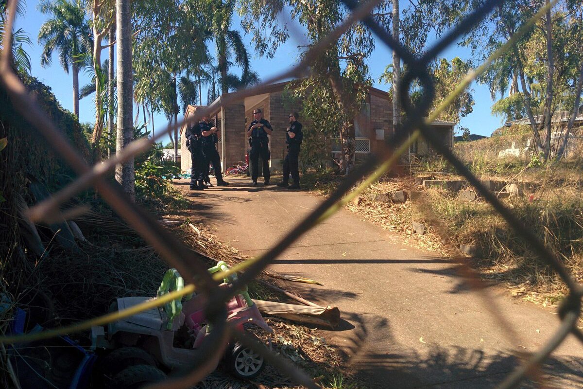 Police arrest teenagers over Darwin crime spree - ABC News
