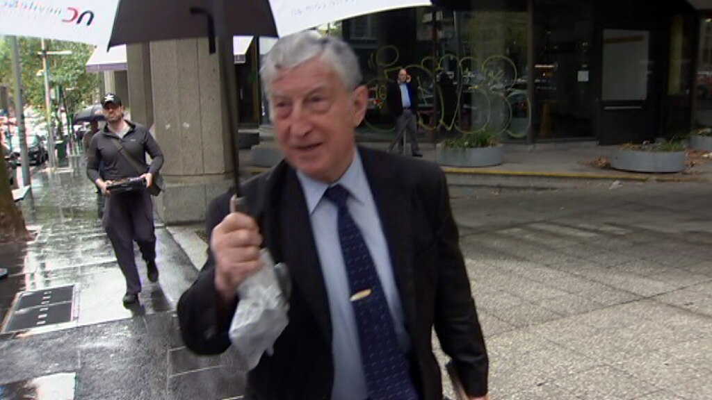 Lawyer Alex Lewenberg apologises for telling Yeshivah sexual abuse ...