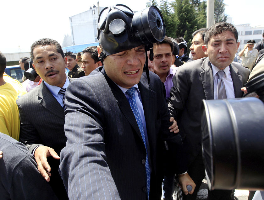 Ecuador in turmoil amid 'coup attempt' - ABC News